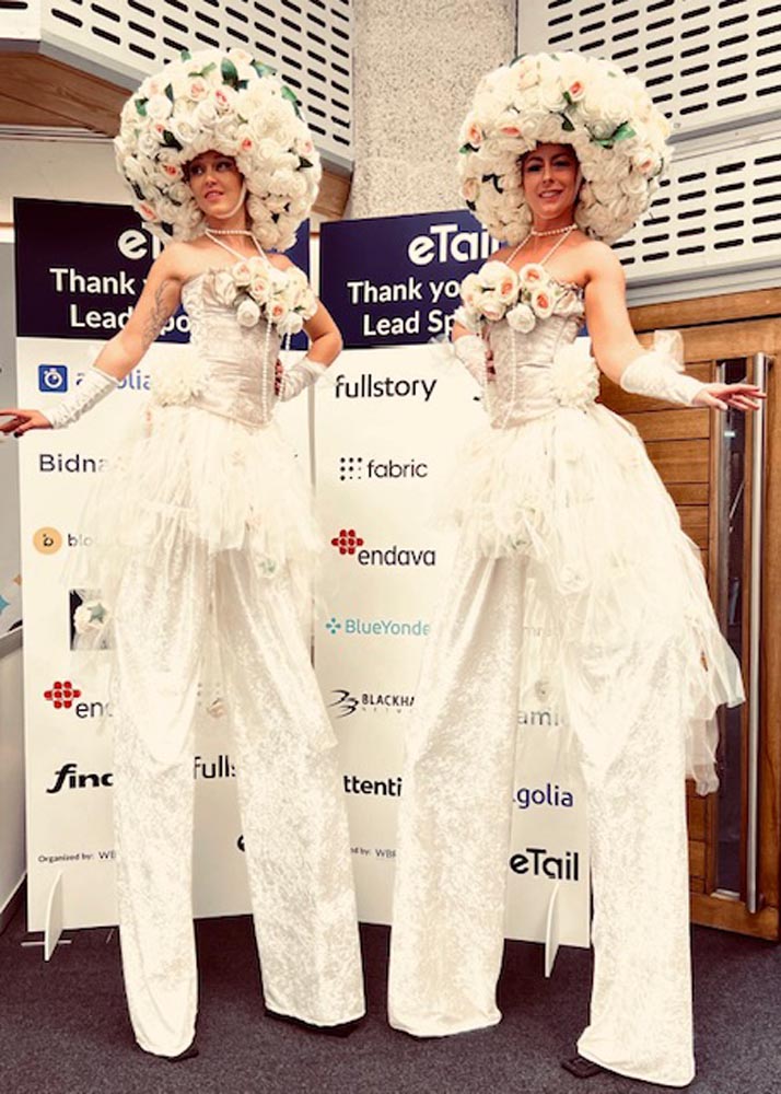 Stilt Walkers acts in over 100 styles and costumes.