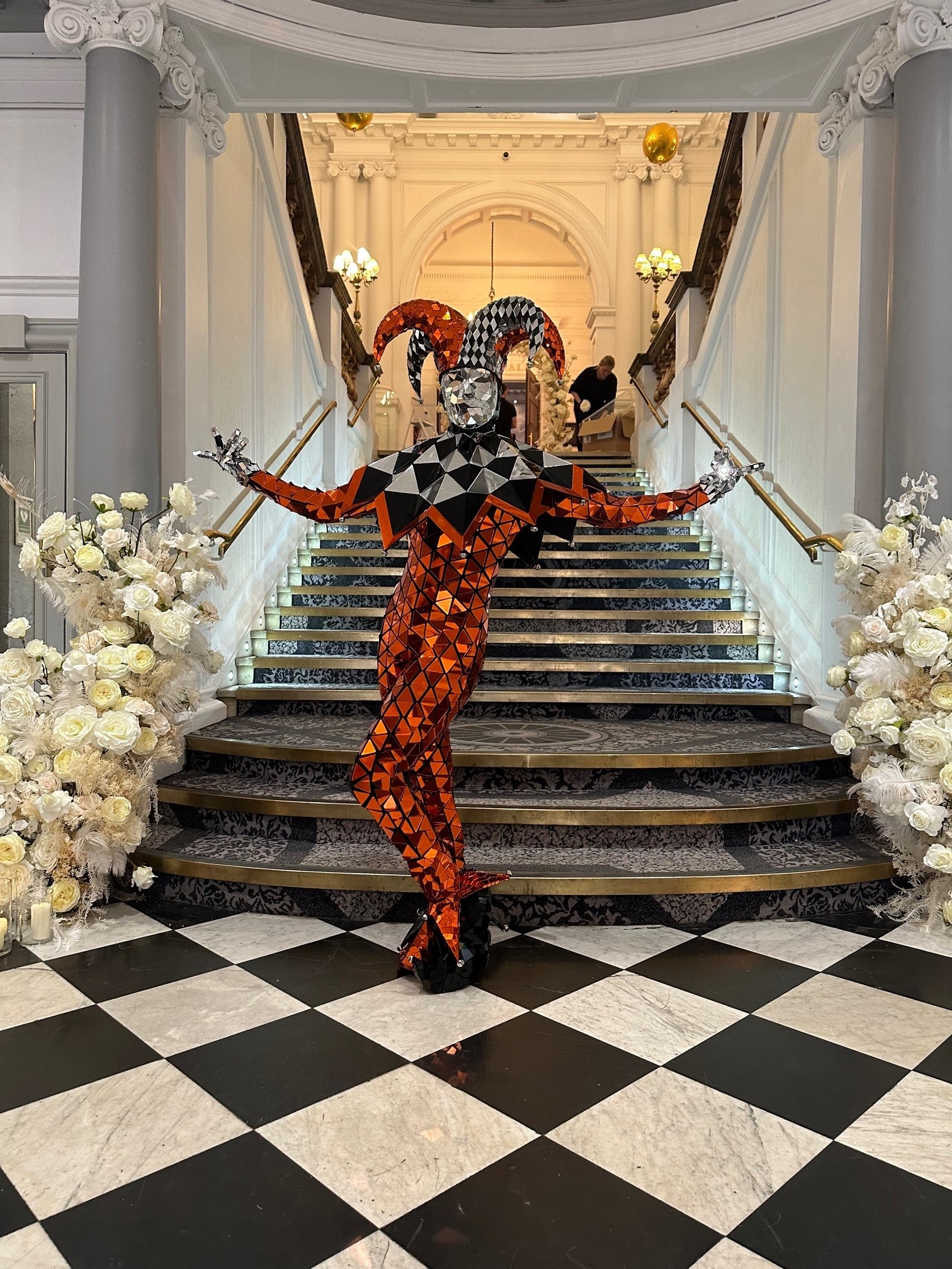 Mirror Men and Mirror Themed Entertainment - Glam Slam Entertainment ...